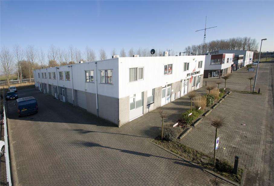 Molenwerf 21 F in Uitgeest - Bedrijfsruimte kopen